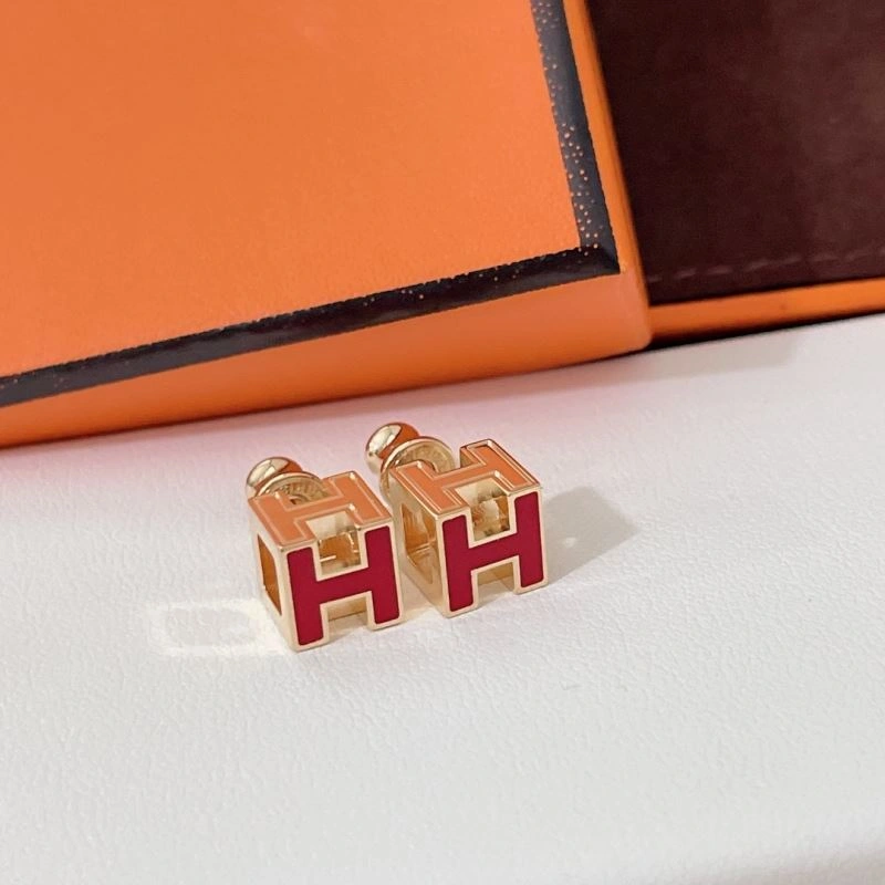 Inexpensive Hermes Necklaces
