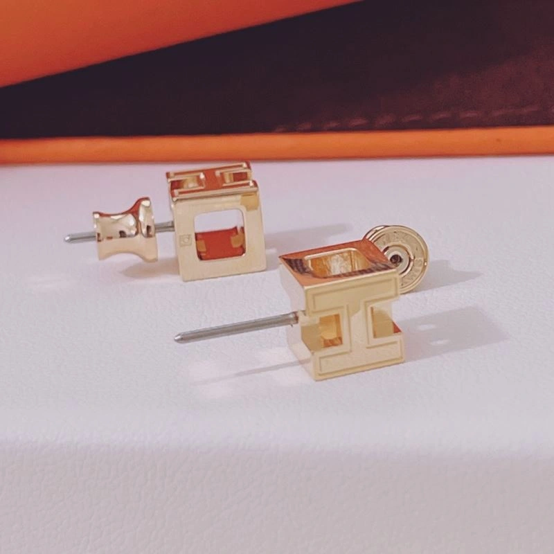 Inexpensive Hermes Necklaces