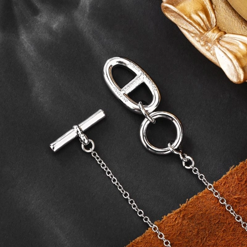 Accurate model Hermes Necklaces