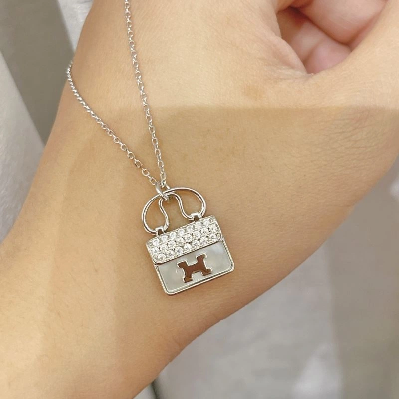 Economical Hermes Necklaces