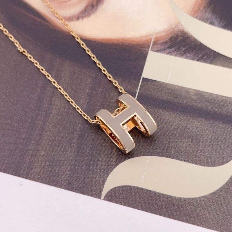 Reasonably priced Hermes Necklaces