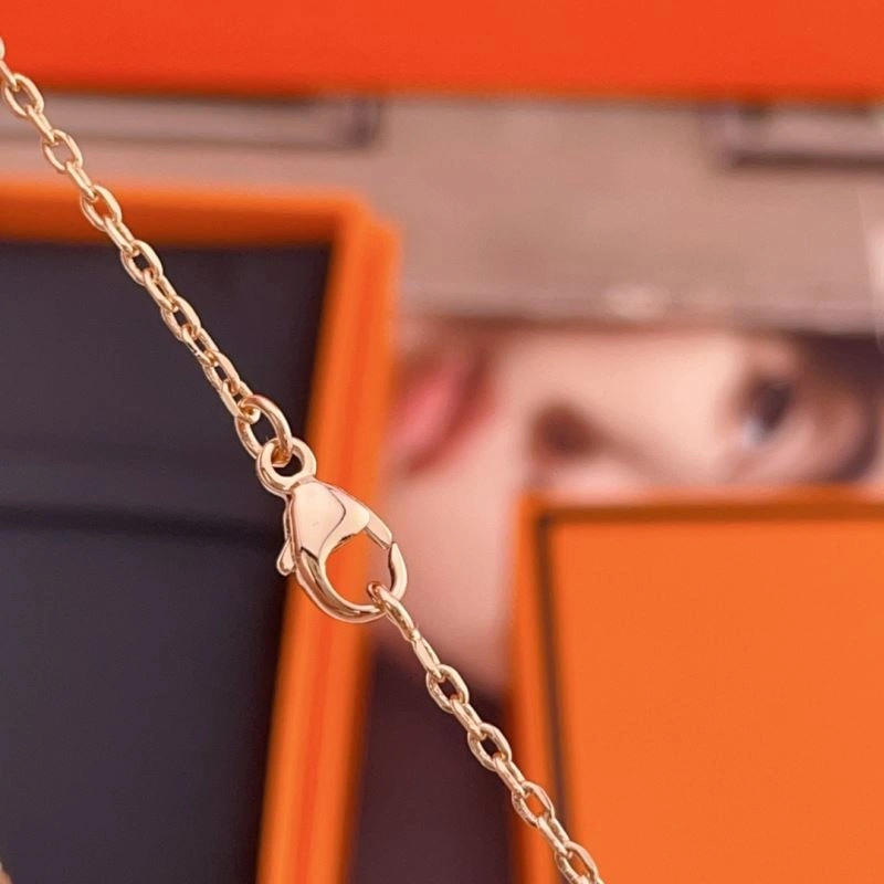 Reasonably priced Hermes Necklaces