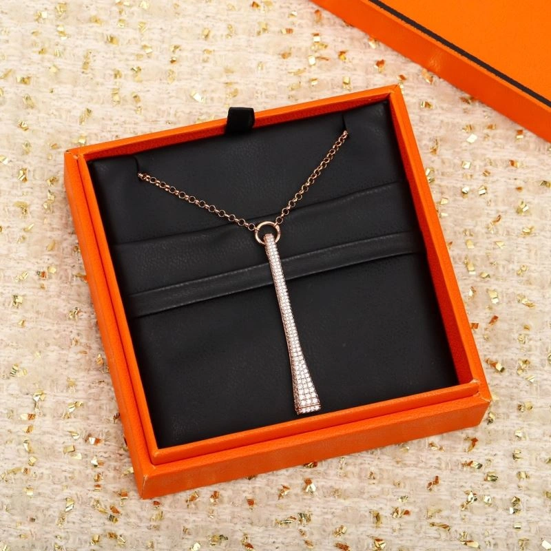 Bargain Hermes Necklaces