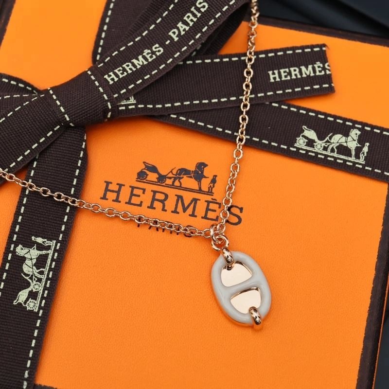 Bargain Hermes Necklaces