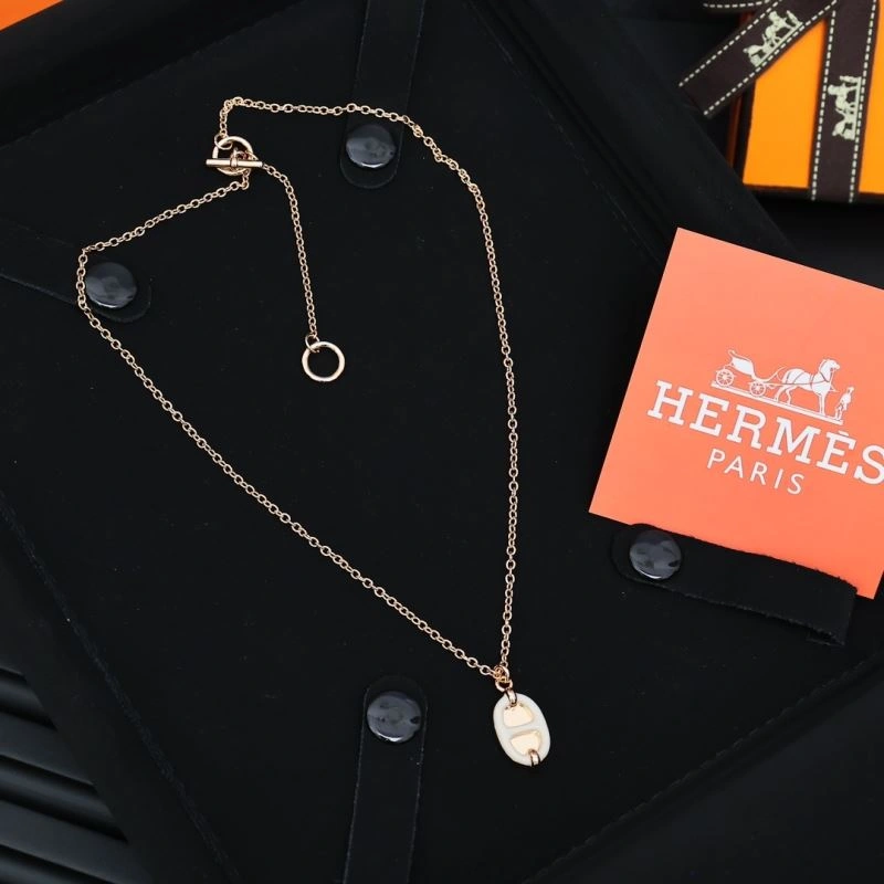 Bargain Hermes Necklaces
