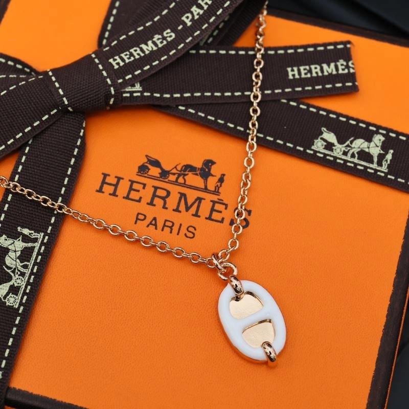 Bargain Hermes Necklaces