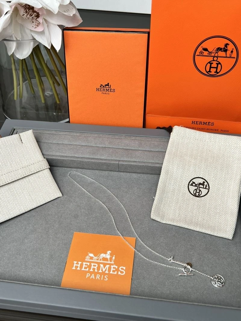 Brand-authenticated Hermes Necklaces