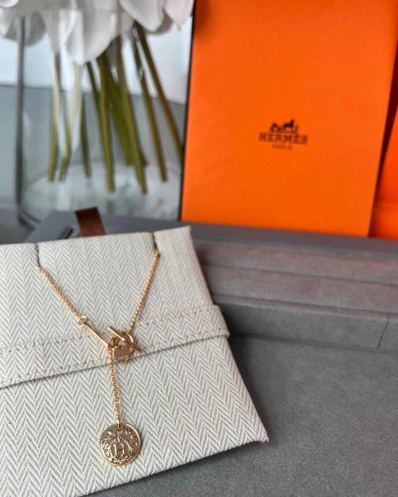 Economical Hermes Necklaces
