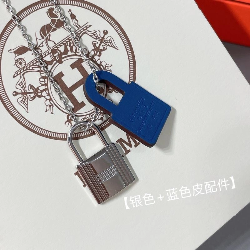 Bargain Hermes Necklaces
