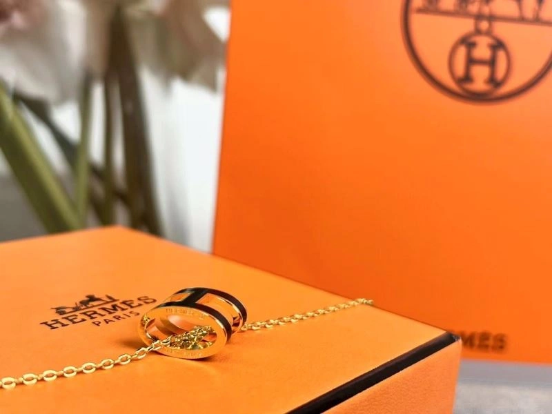 Top match Hermes Necklaces