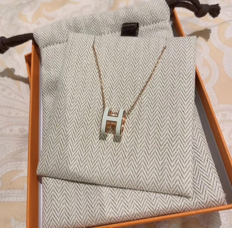 Discounted Hermes Necklaces