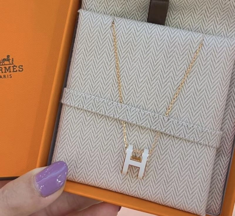 Discounted Hermes Necklaces
