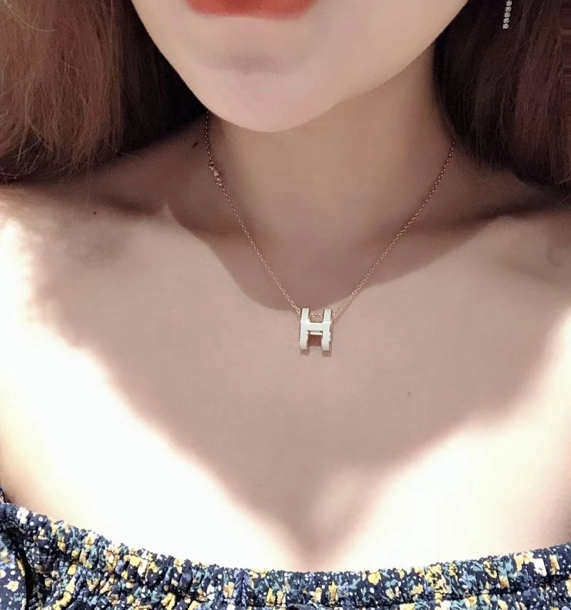 Discounted Hermes Necklaces