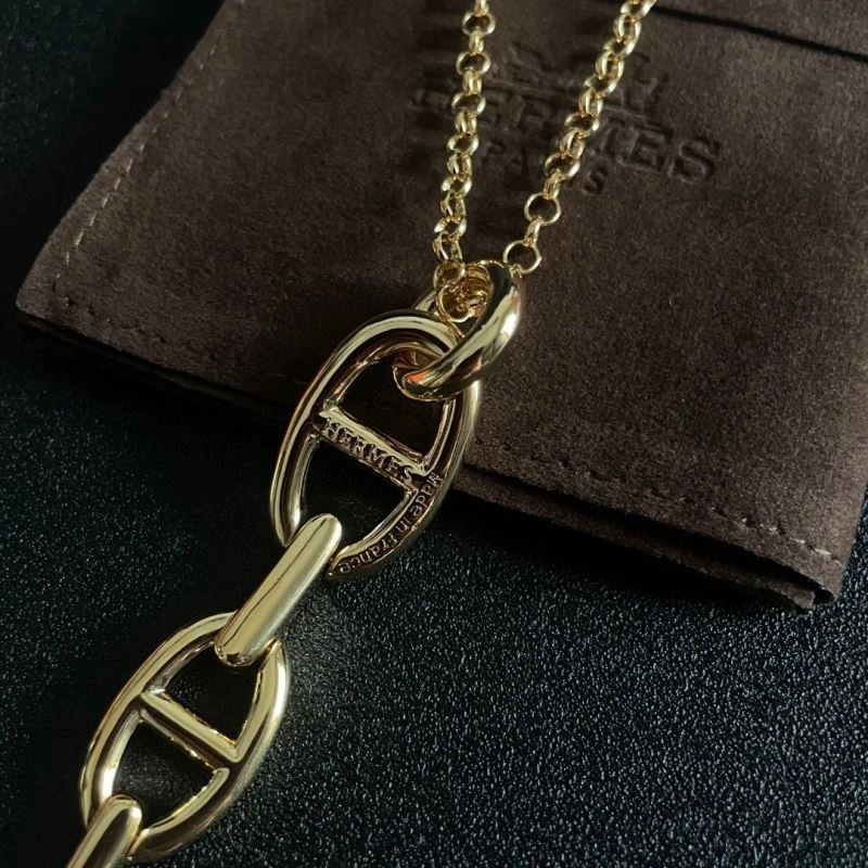 Top mirror Hermes Necklaces
