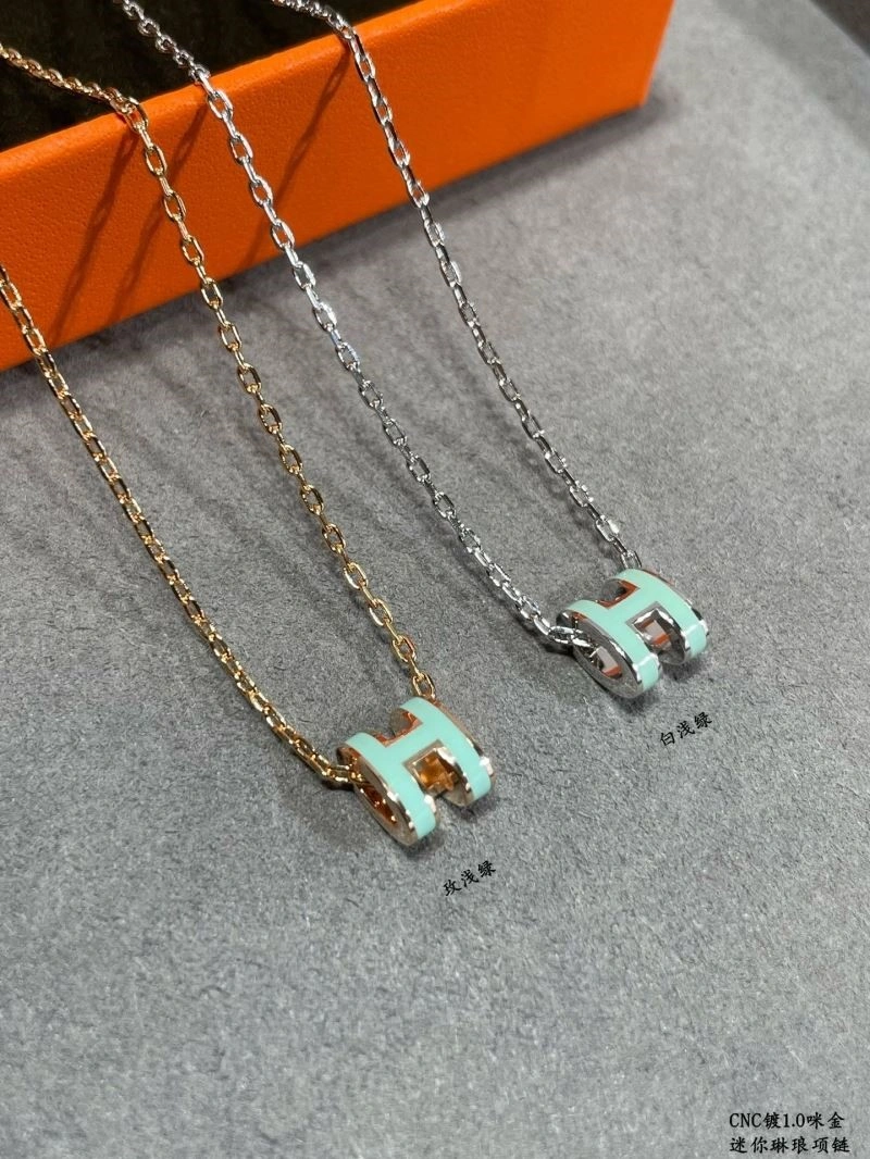 Bargain Hermes Necklaces