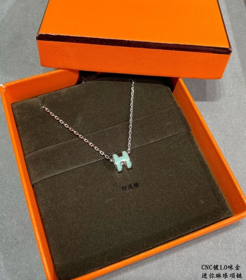 Bargain Hermes Necklaces