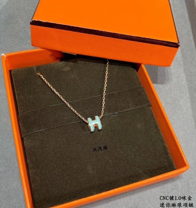 Bargain Hermes Necklaces
