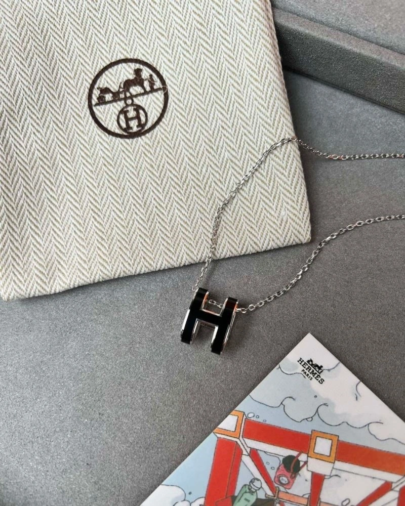Cut-rate Hermes Necklaces