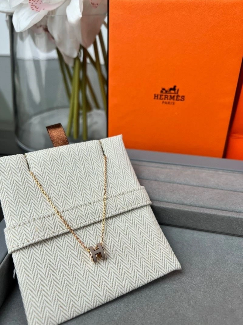 Brand-authenticated Hermes Necklaces