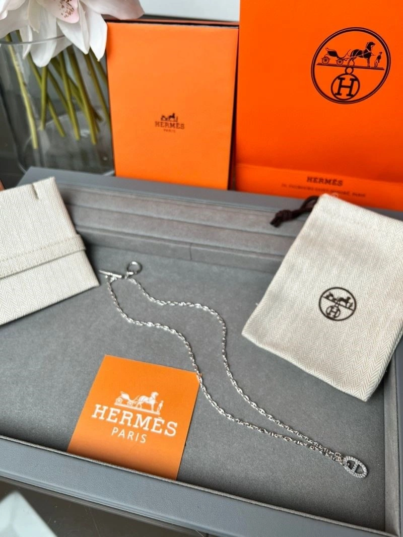 Accurate model Hermes Necklaces