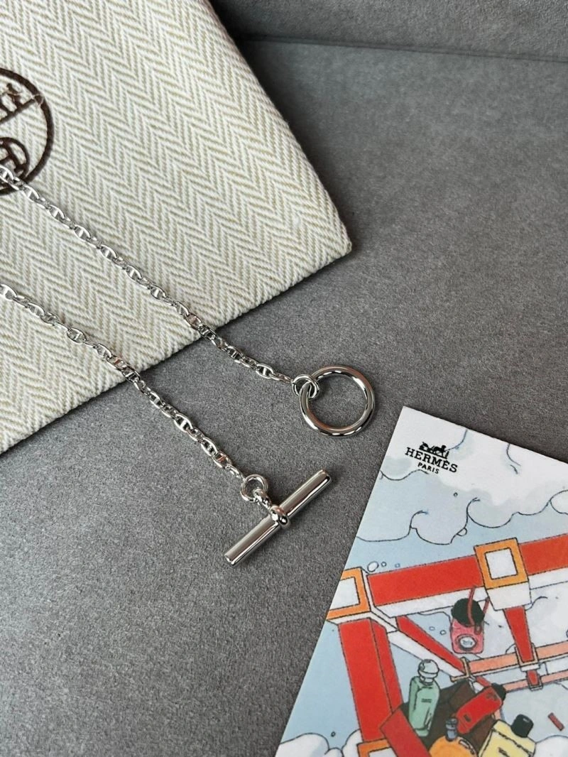 Accurate model Hermes Necklaces