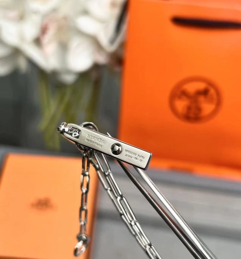 Exact replica Hermes Necklaces