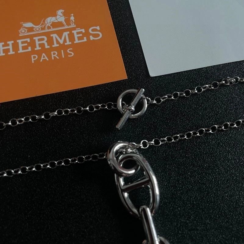 Accurate model Hermes Necklaces