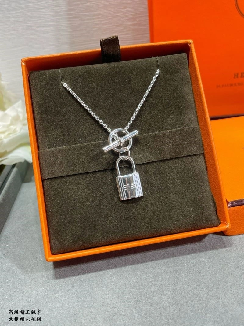 Inexpensive Hermes Necklaces