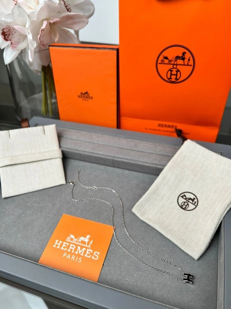 Mirror quality Hermes Necklaces