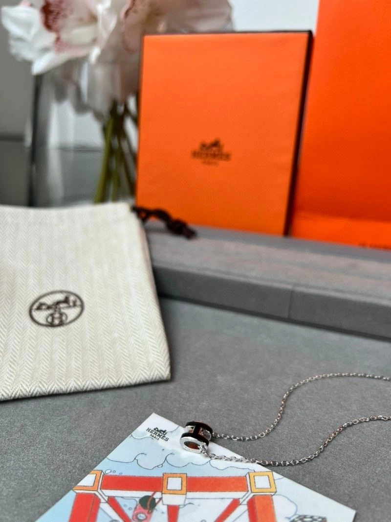 Mirror quality Hermes Necklaces