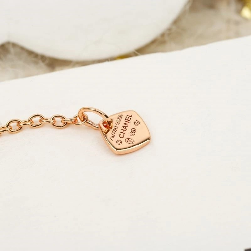 Accurate model Hermes Necklaces