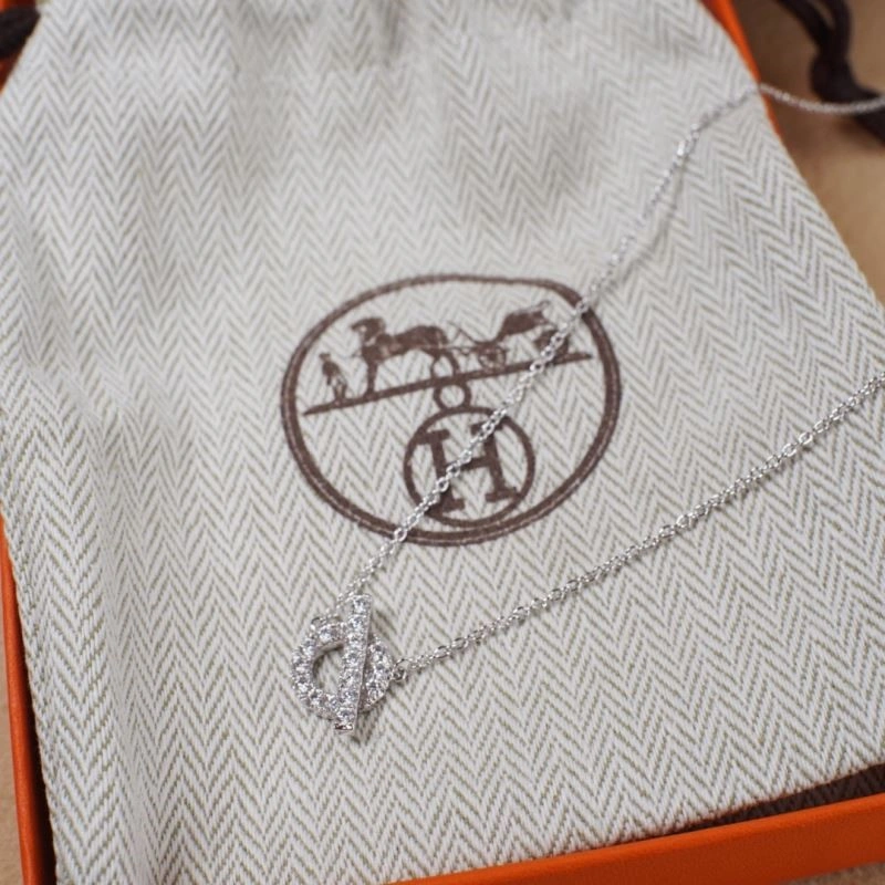 Affordable Hermes Necklaces