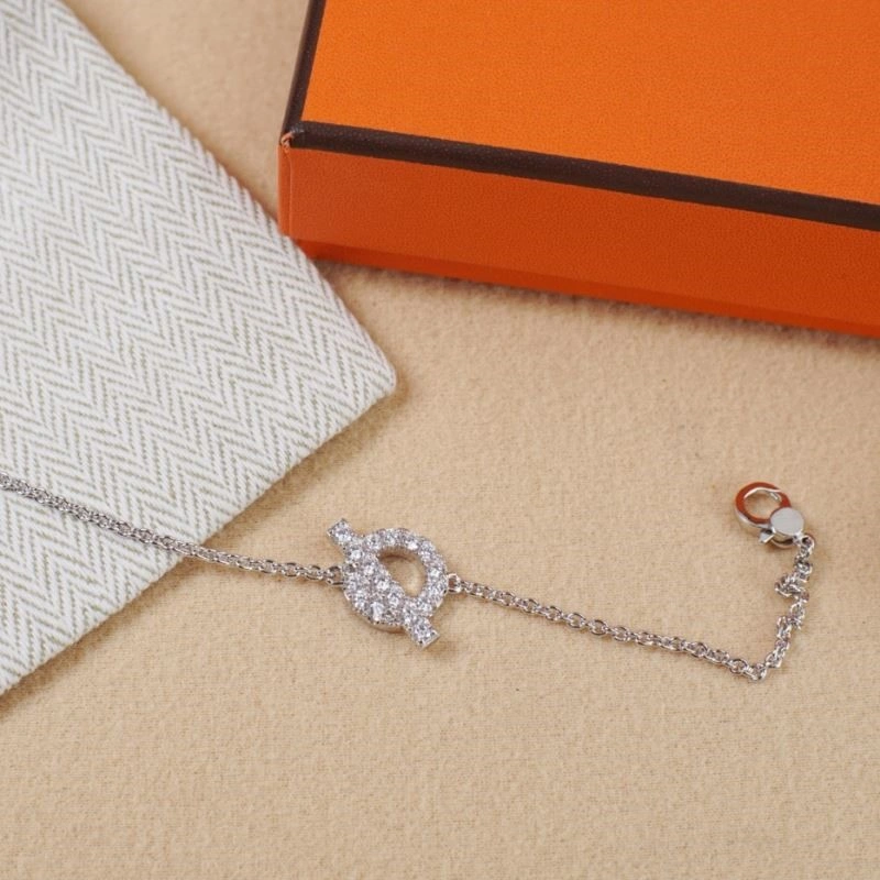 Affordable Hermes Necklaces
