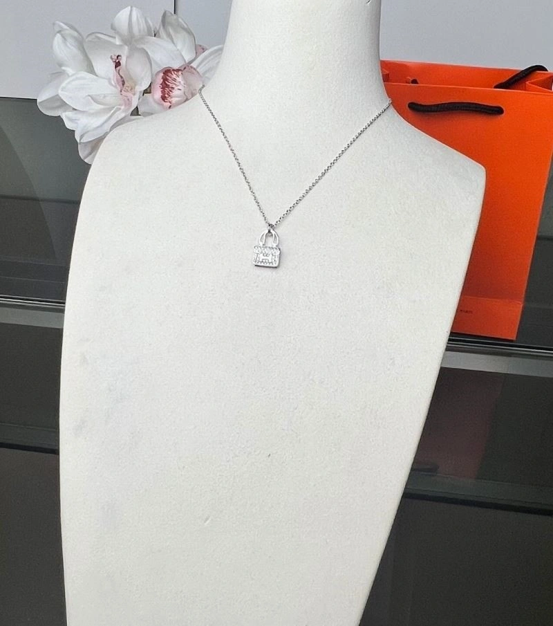 Top match Hermes Necklaces