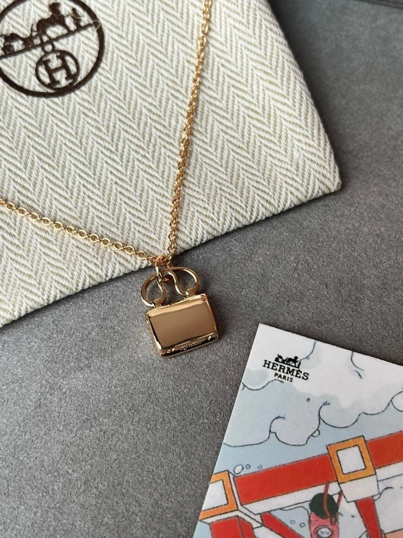 Cut-rate Hermes Necklaces