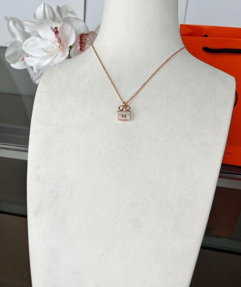 Cut-rate Hermes Necklaces