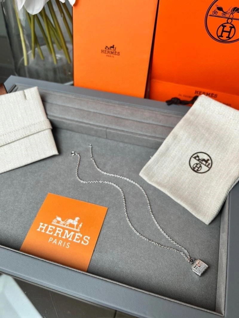 High accuracy Hermes Necklaces