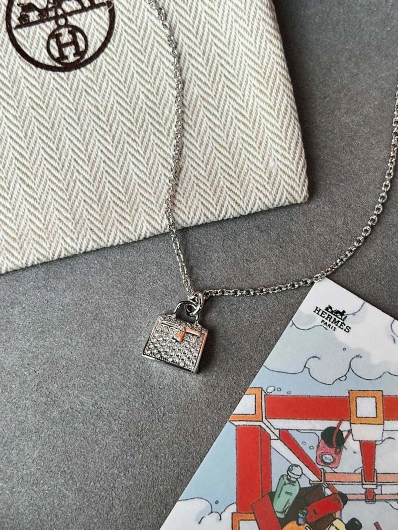 High accuracy Hermes Necklaces