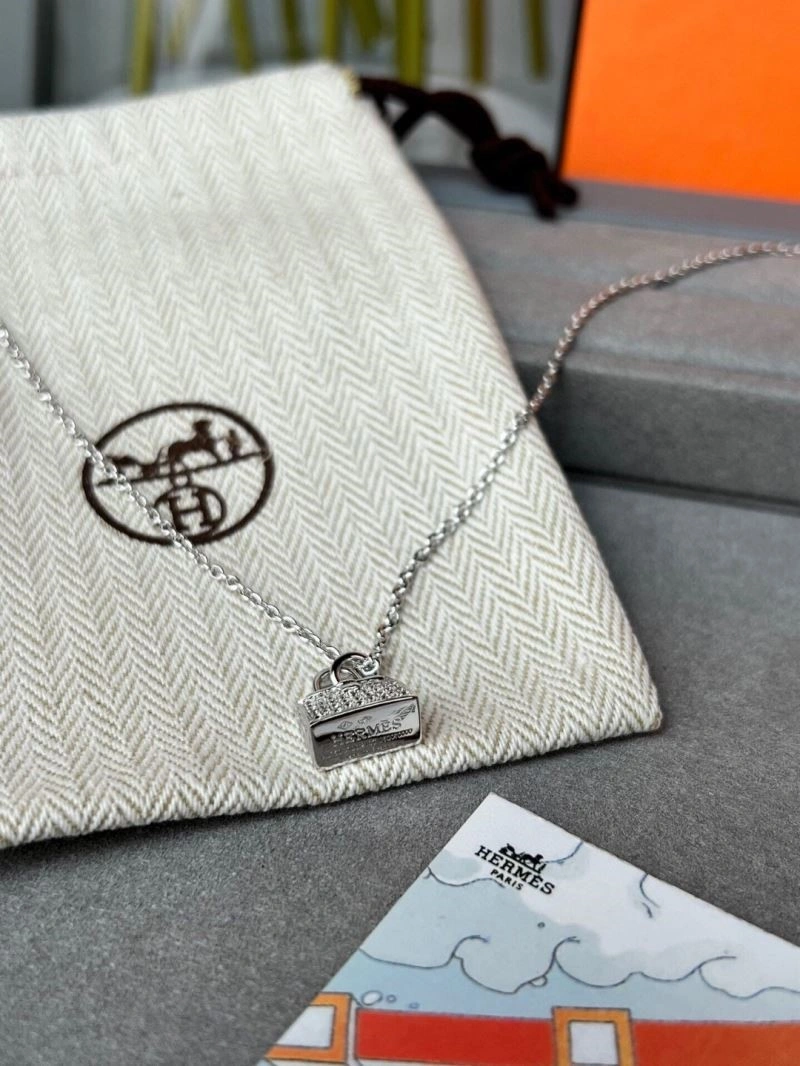 High accuracy Hermes Necklaces