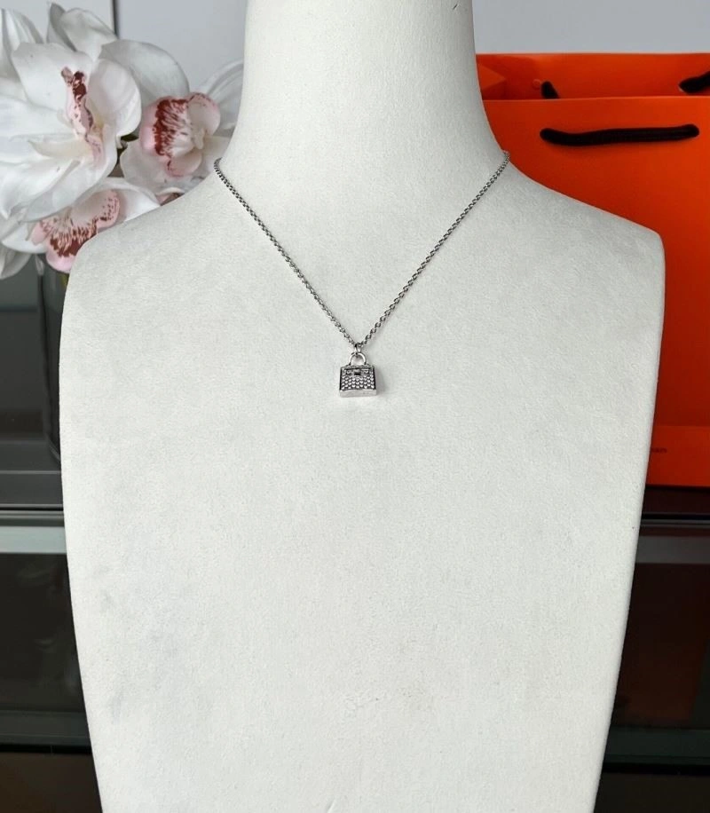 High accuracy Hermes Necklaces