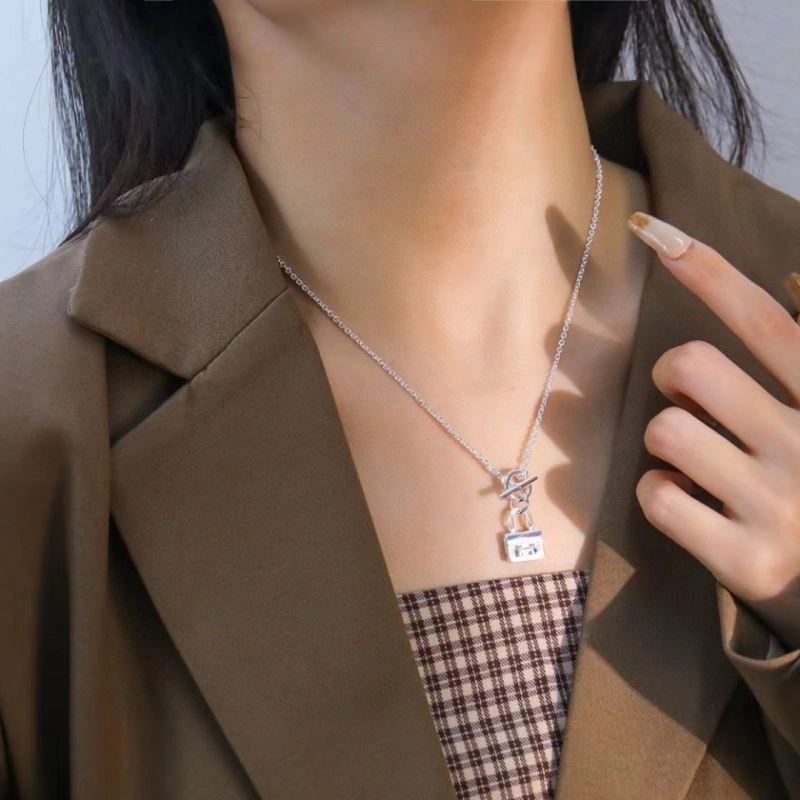 Bargain Hermes Necklaces