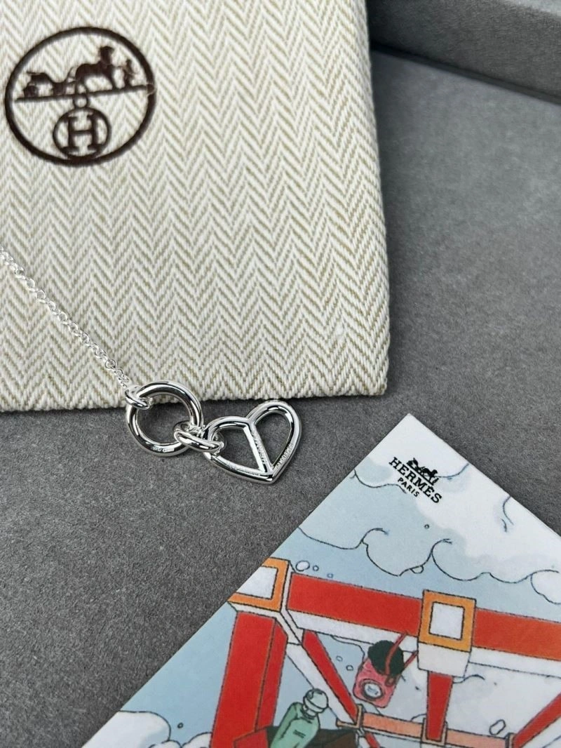 Cut-rate Hermes Necklaces