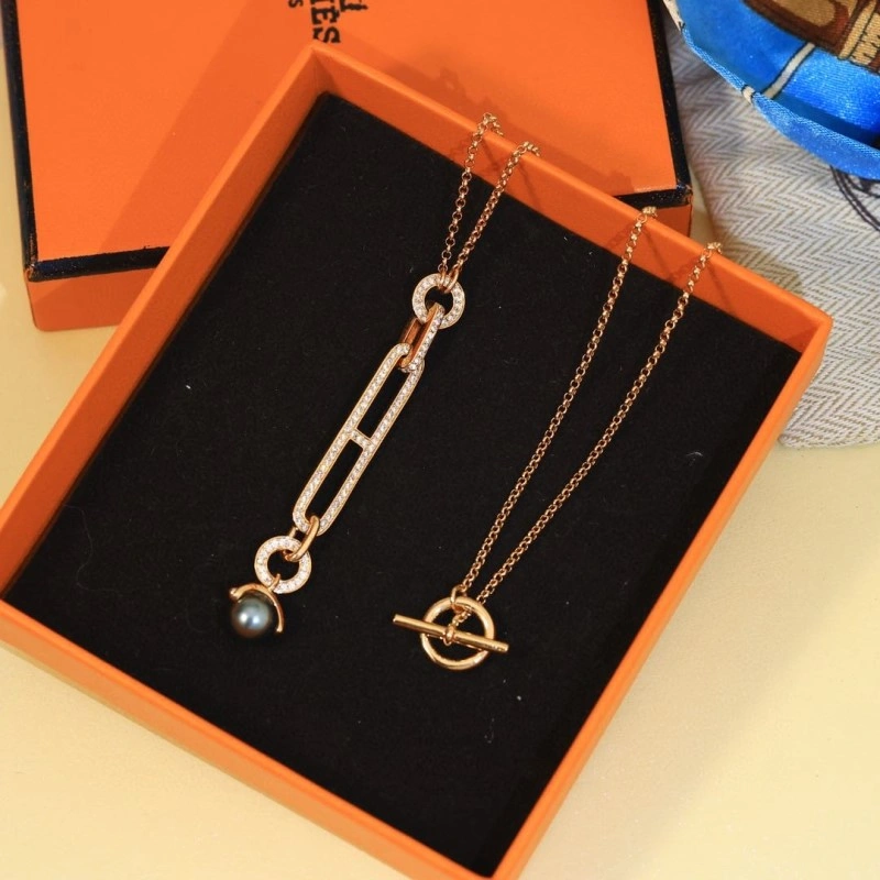 Top mirror Hermes Necklaces