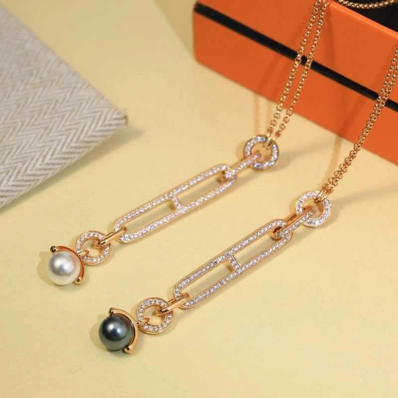 Top mirror Hermes Necklaces