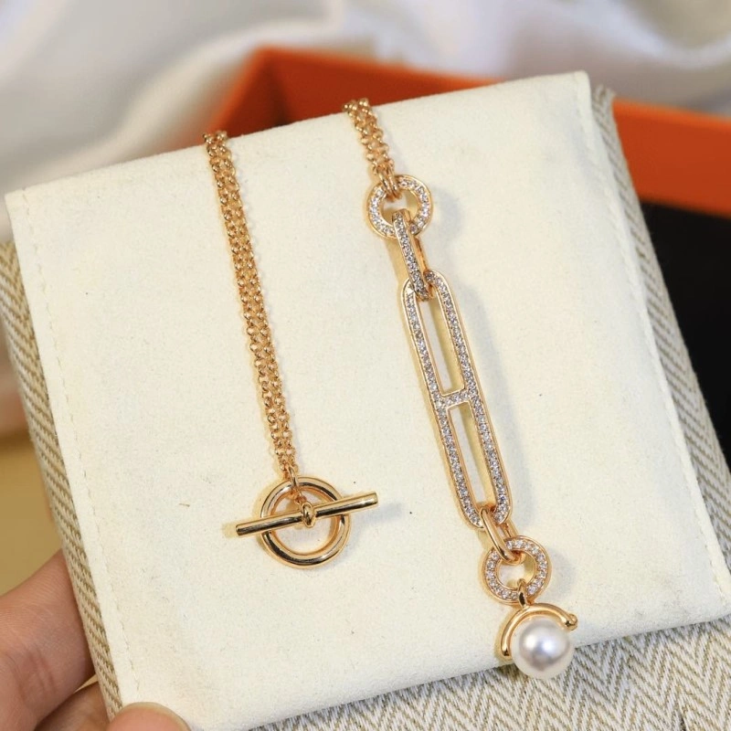 Top mirror Hermes Necklaces