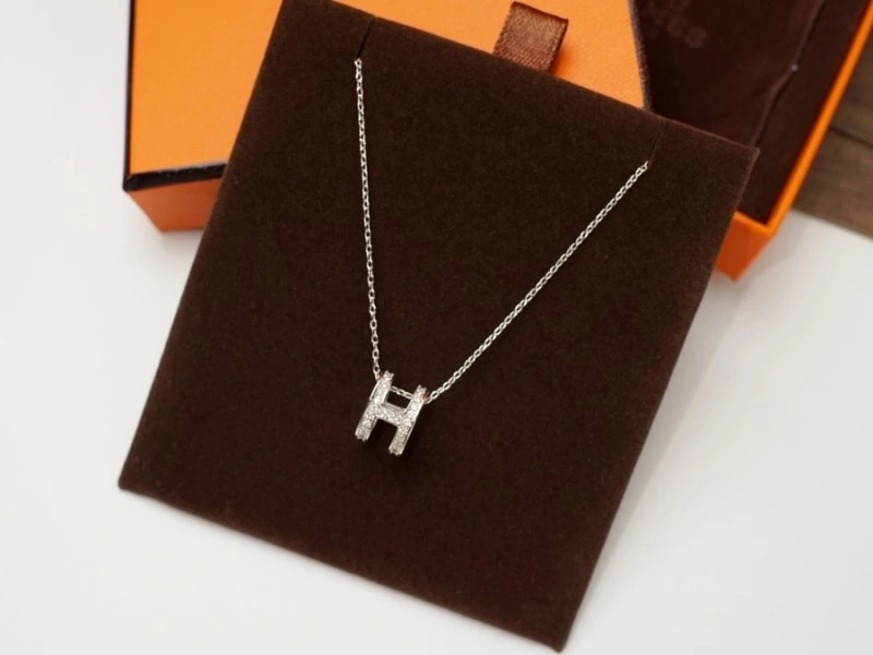High accuracy Hermes Necklaces