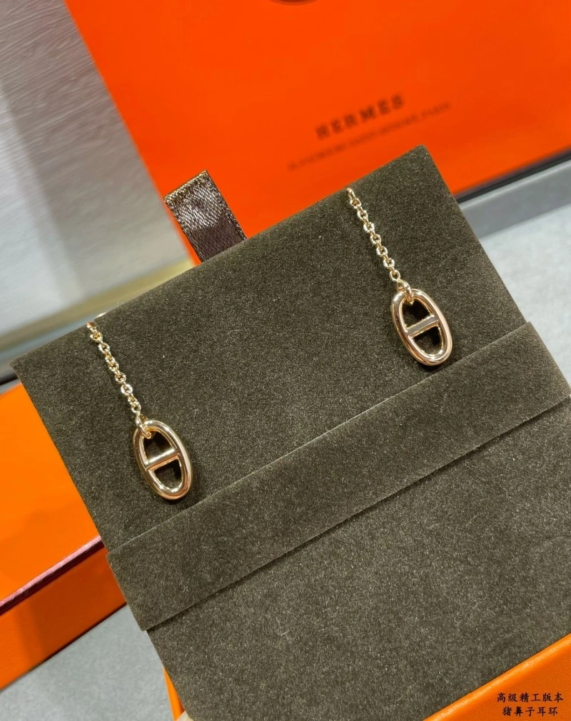 Value-priced Hermes Necklaces