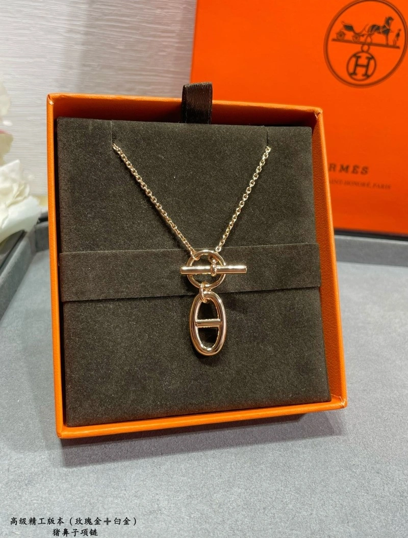 Brand-authenticated Hermes Necklaces