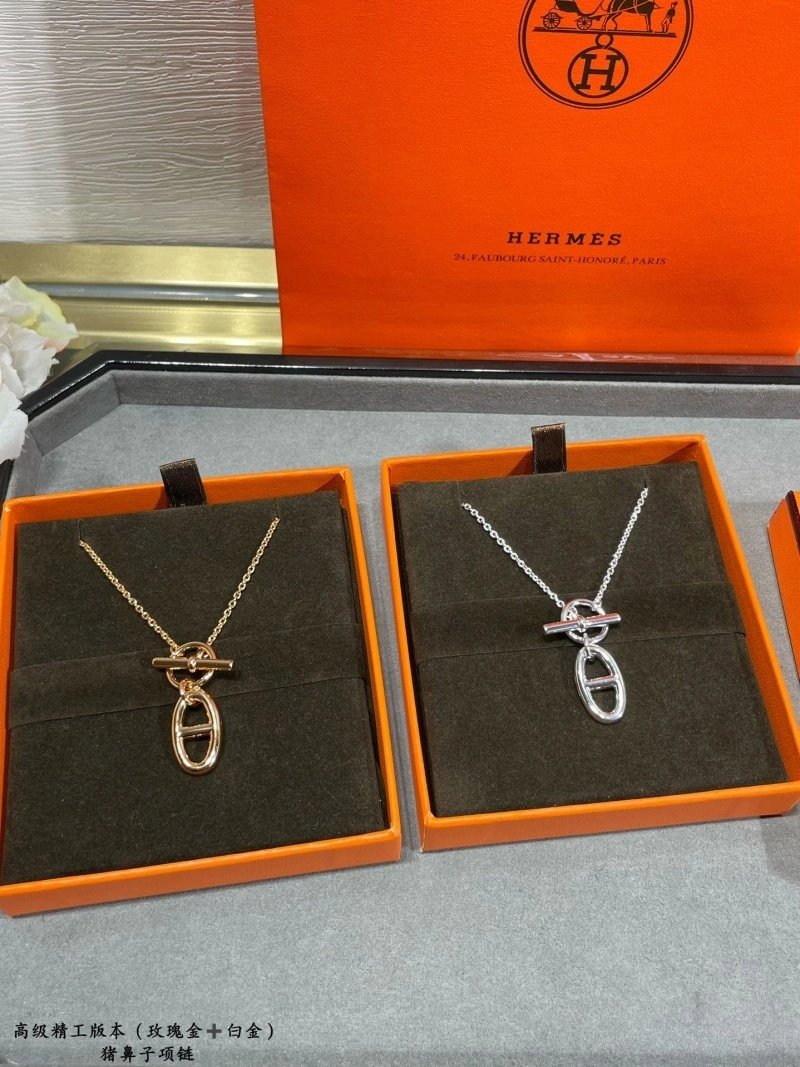 Brand-authenticated Hermes Necklaces