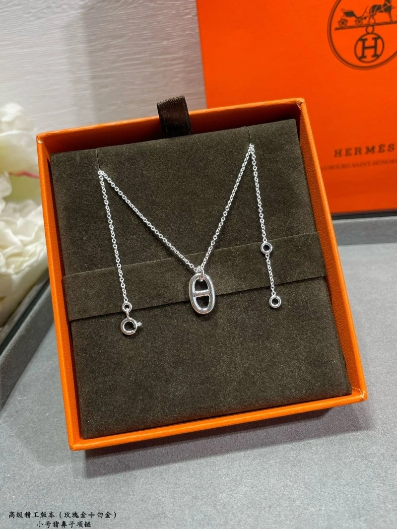 Brand-authenticated Hermes Necklaces